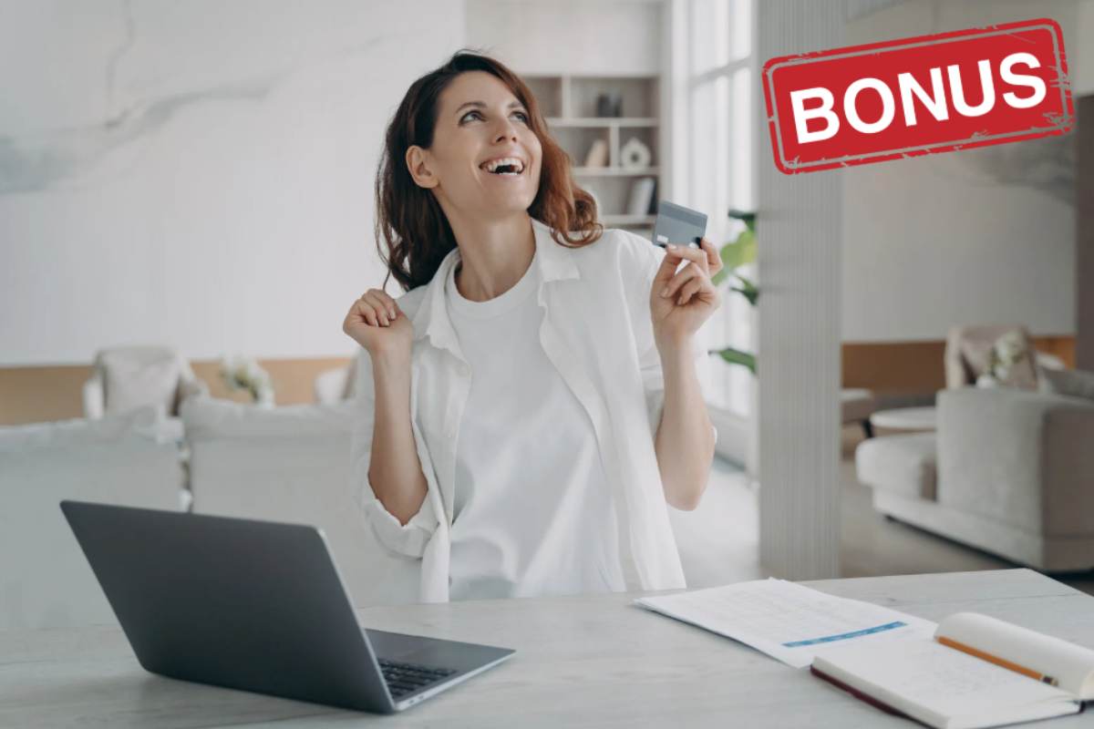 Nuovo Bonus Tredicesima: cos'è, come fare la domanda, a chi spetta e qual è l'importo | Ecoblog